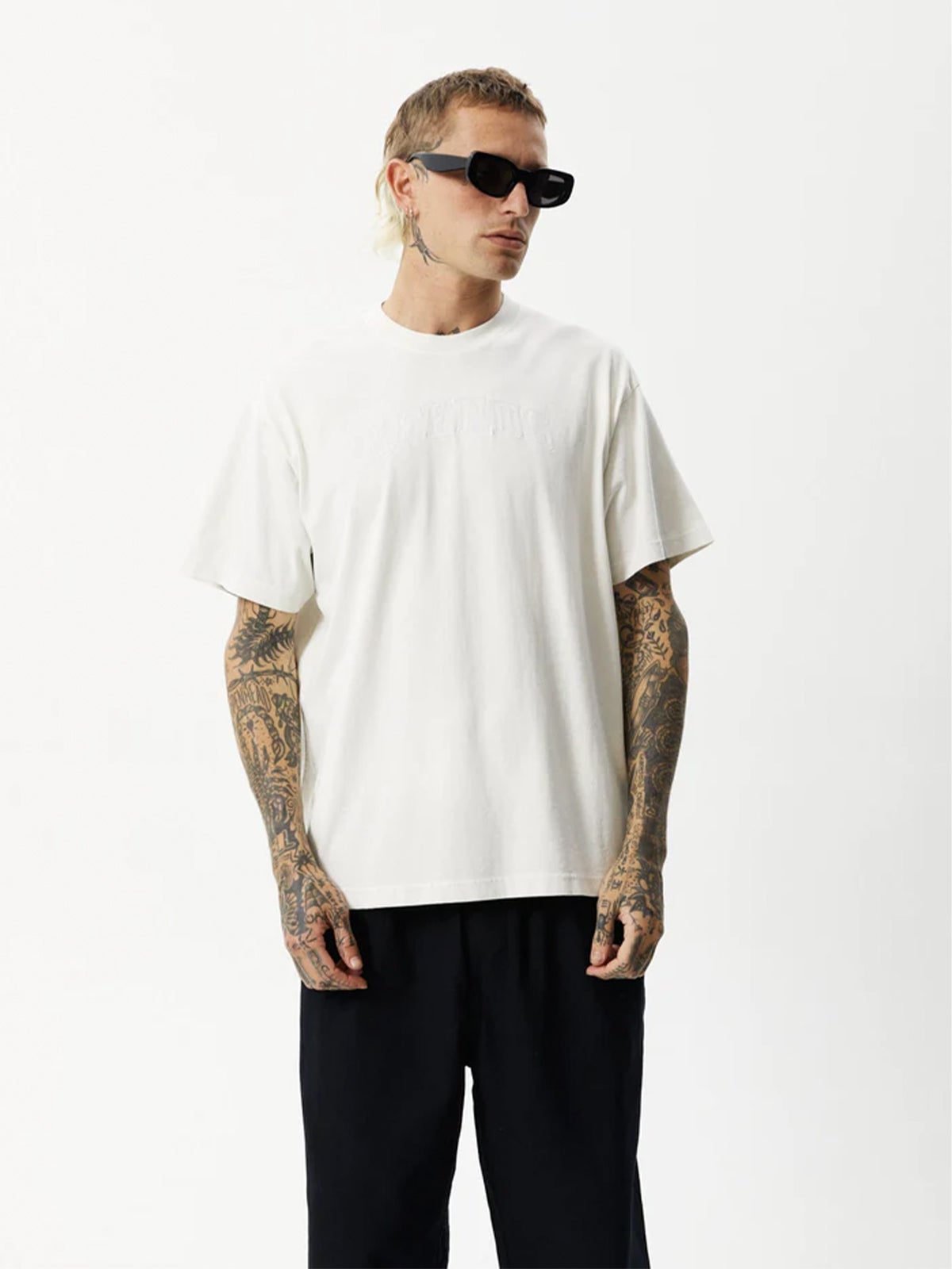 Unlimited - Recycled Boxy Logo T-shirt | Cosmic