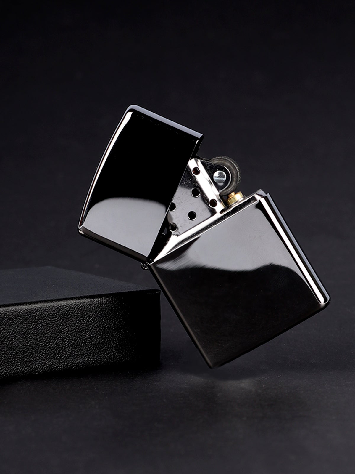 Shop Zippo