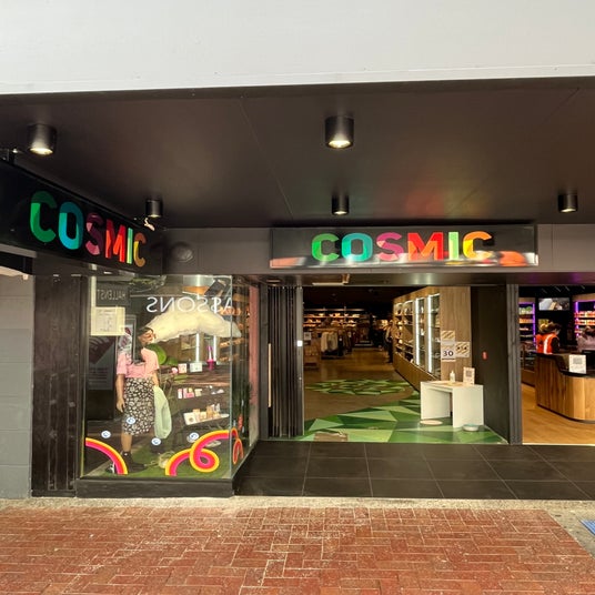 Cuba Mall, Wellington Store | Cosmic NZ | Cosmic
